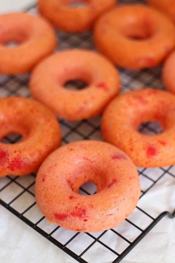 Baked Cherry Donuts with Fruity Pebbles - The Gold Lining Girl
