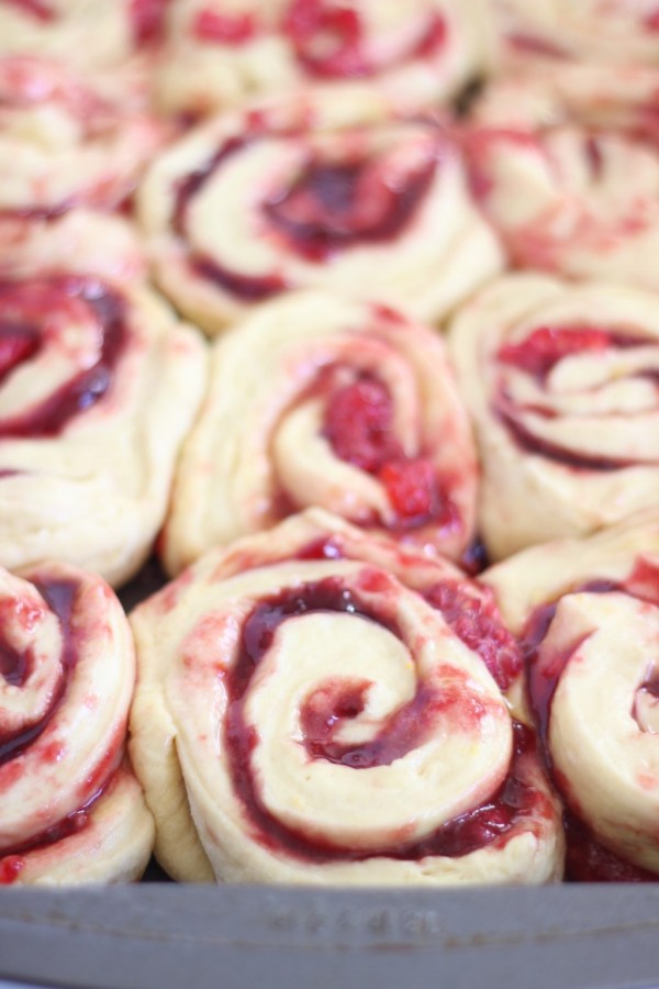 Lemon Raspberry Sweet Rolls with Lemon Mascarpone Frosting
