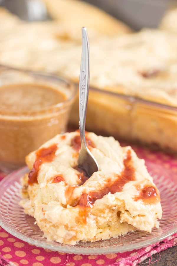 Peanut Butter & Jelly Sweet Rolls - The Gold Lining Girl