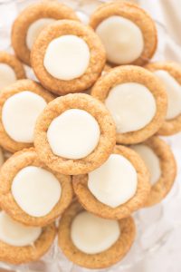 White Chocolate Fudge Puddles - The Gold Lining Girl