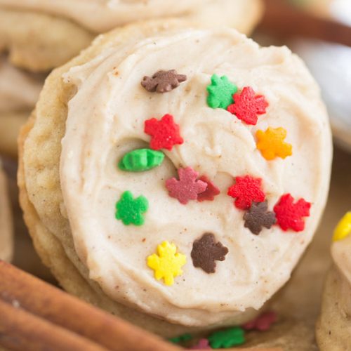 Iced Chai-Spiced Amish Sugar Cookies - The Gold Lining Girl